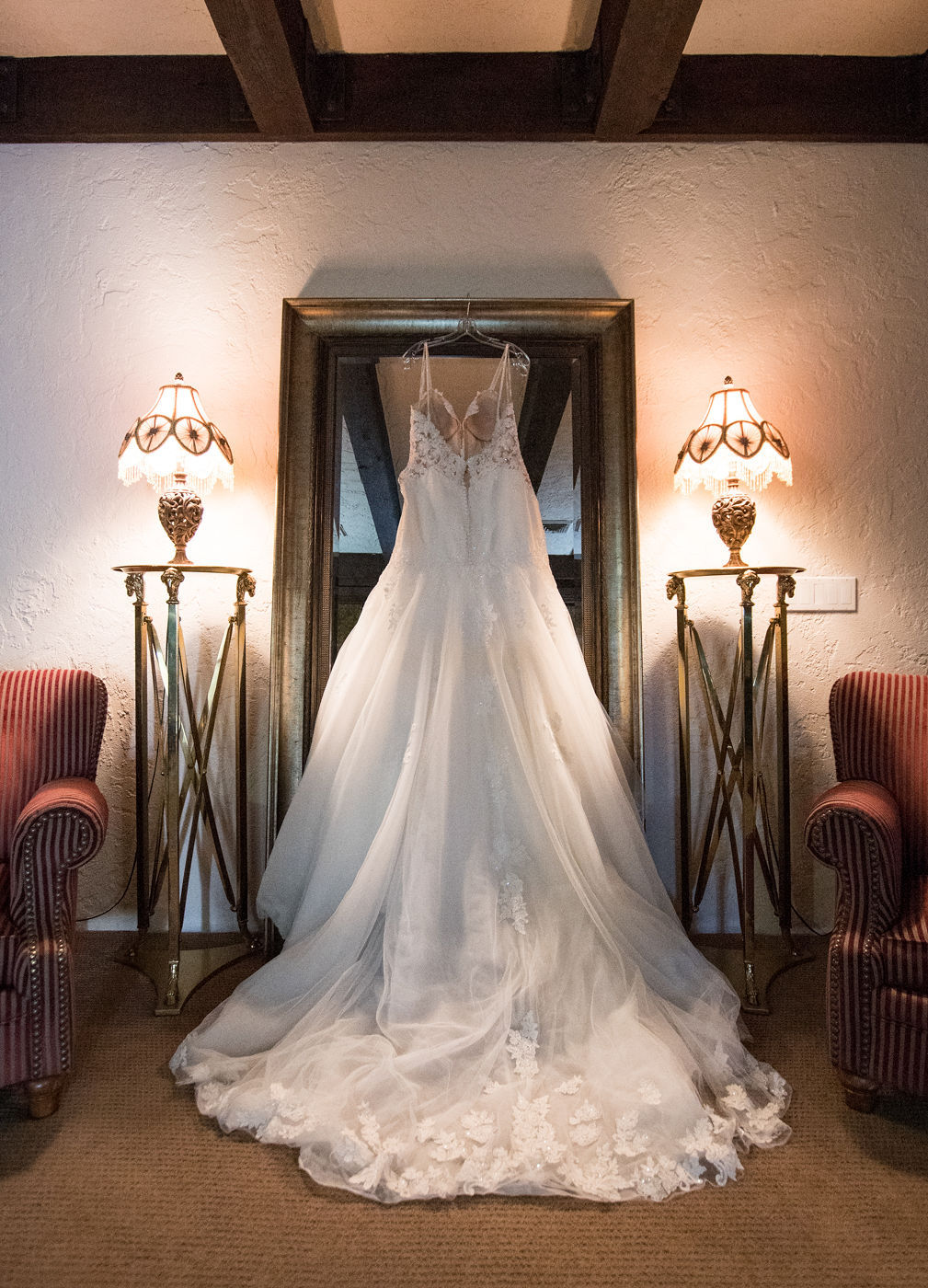 Rustic Tuscany Wedding Inspiration at Villa Parker | The Bridal Collection